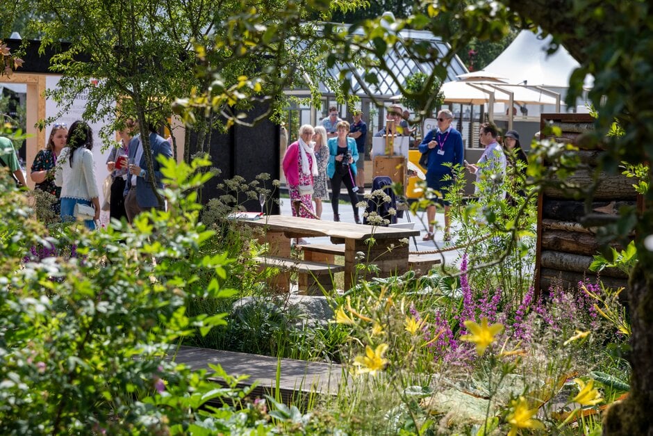 The History of the RHS Hampton Court Flower Show - JParkers