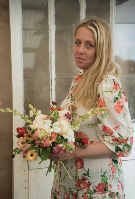 Why Sofie Paton-Smith Is Teaching the Nation How to Grow Flowers - JParkers